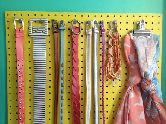 diy_belt_rack_accessory_holder - Rachel Hollis