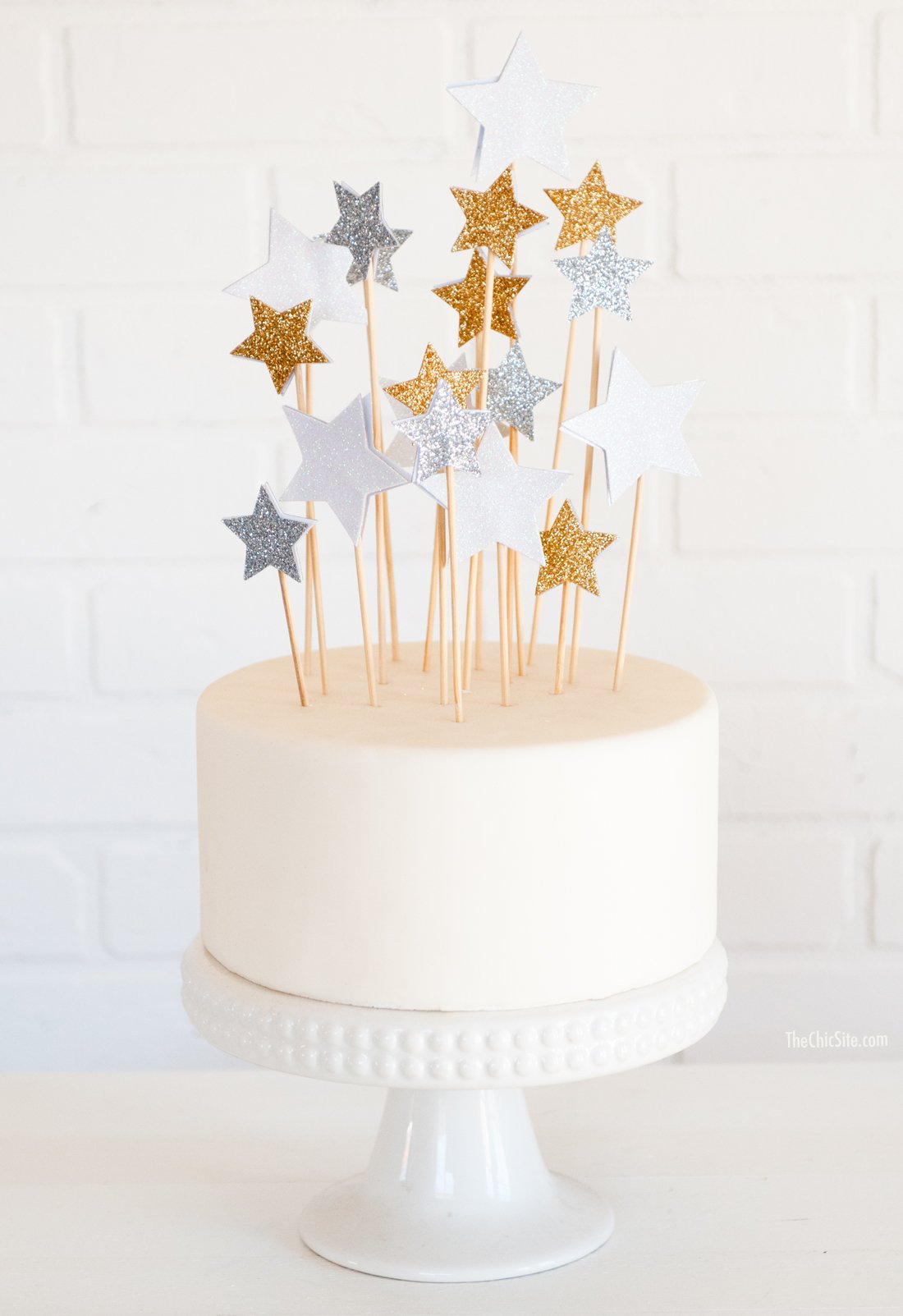 Cute Cake with Star Shape Cake Toppers - Rachel Hollis