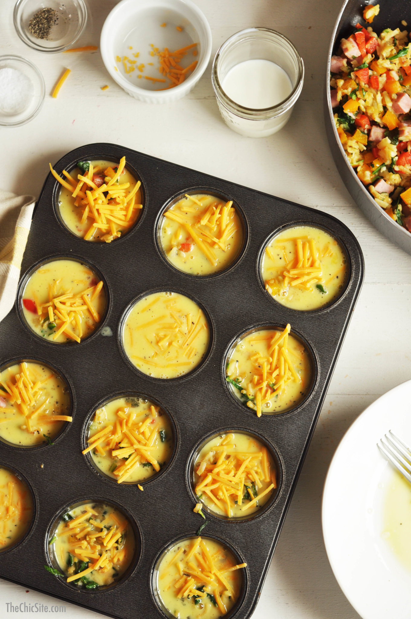 how to make omelets for a crowd - Rachel Hollis