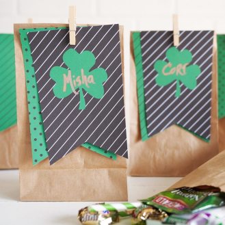 St Patrick's Treat Bags - Rachel Hollis