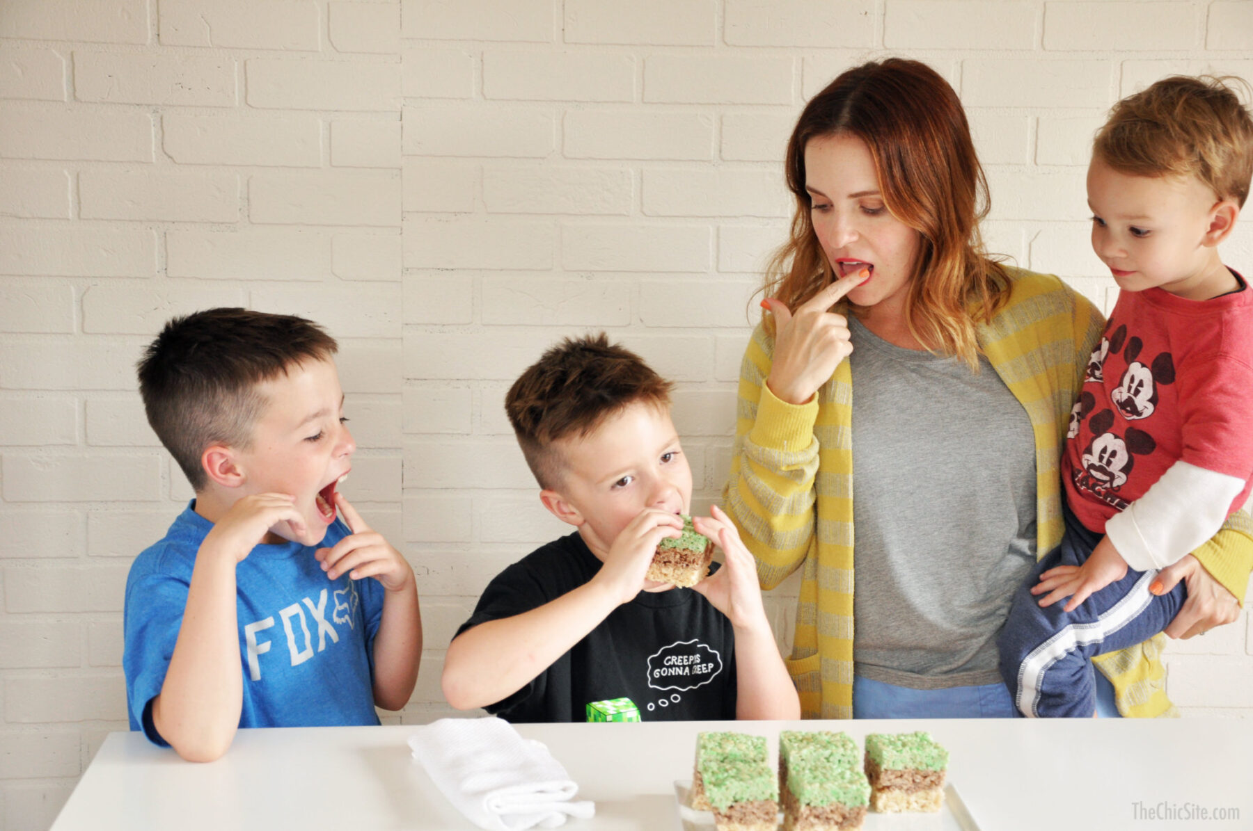 the hollis family - Rachel Hollis