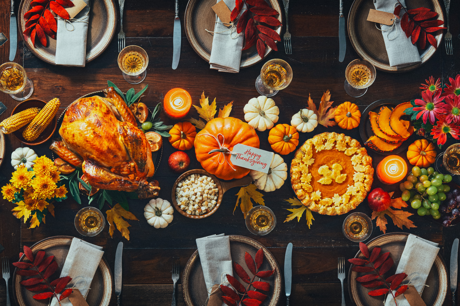 Your Guide to Having a Stress Free Thanksgiving - Rachel Hollis