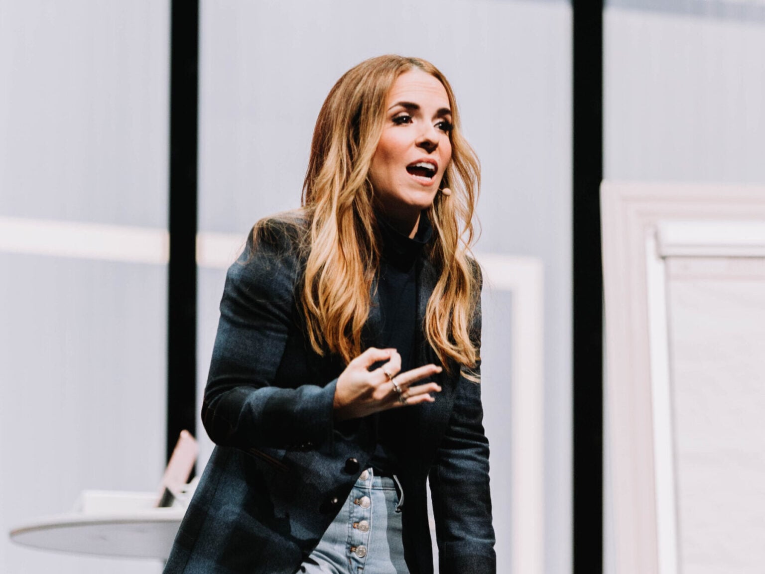 RISE: Elevate Events Sign Up - Rachel Hollis